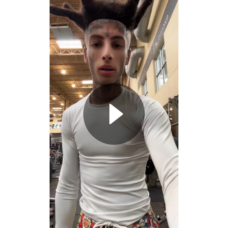 flyyandkayla | Spotlight on Snapchat