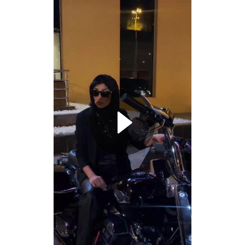 meme.bike | Spotlight on Snapchat