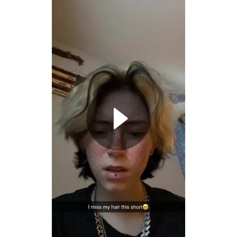 Reflecting on shorter hair with sadness. | 𝑨𝒖𝒕𝒖𝒎𝒏 𝑯𝒊𝒄𝒌𝒔💗🍃 (@a_hicks3474 ...