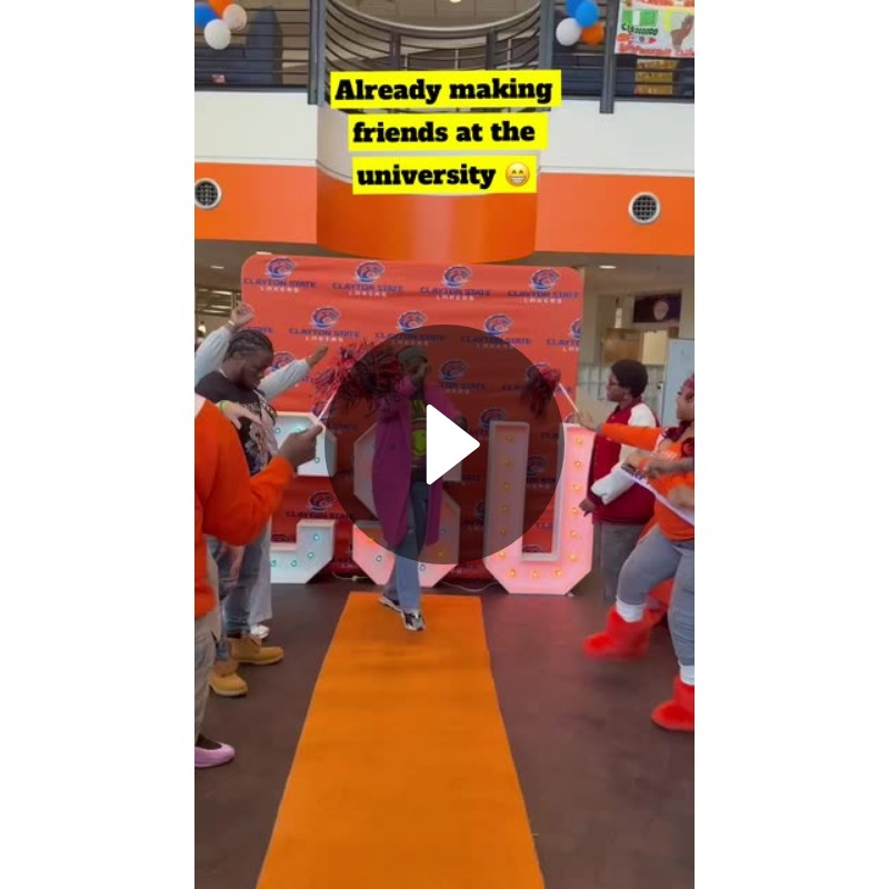 Already making friends at the university 😁 | Spotlight on Snapchat