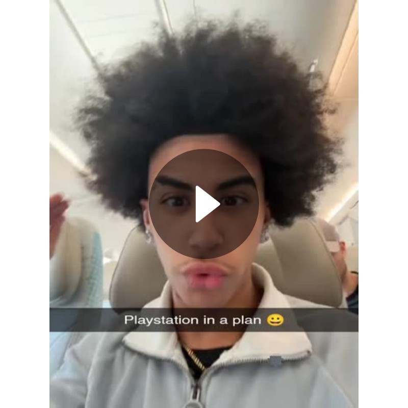 Playstation in a plan 😀 | Spotlight on Snapchat