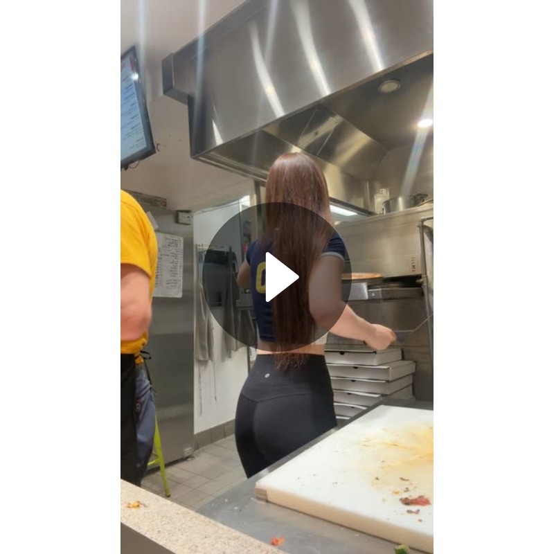 Giulia Bruno's Pizza Prep Routine: Behind-the-Scenes at Work | Video by ...