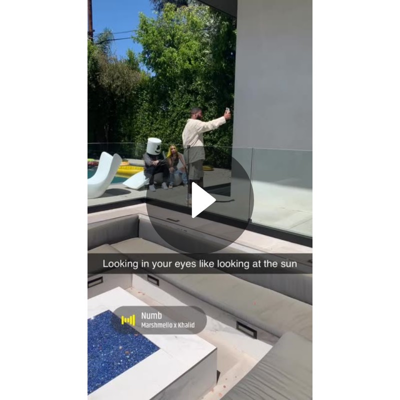 Looking in your eyes like looking at the sun | Spotlight on Snapchat