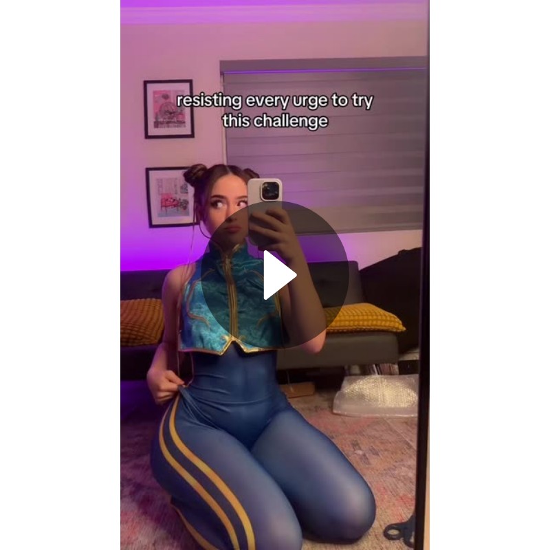 Zoey! Resists Challenge While Posing in Street Fighter Chun-Li Cosplay ...