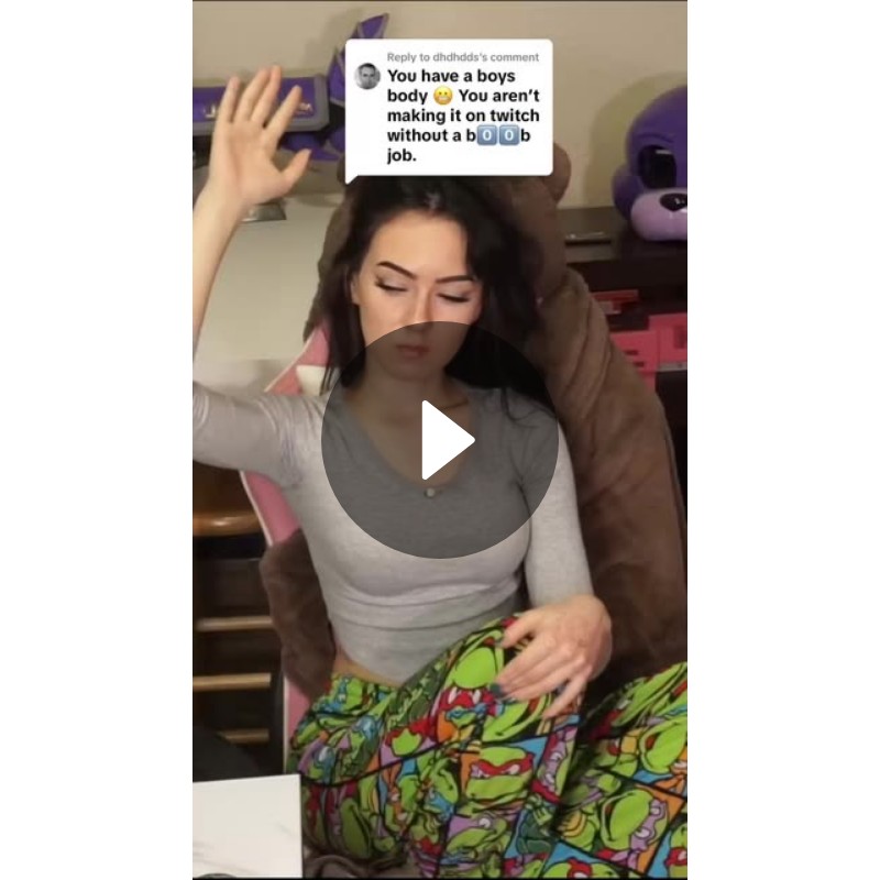 awkspew.roo2 | Spotlight on Snapchat