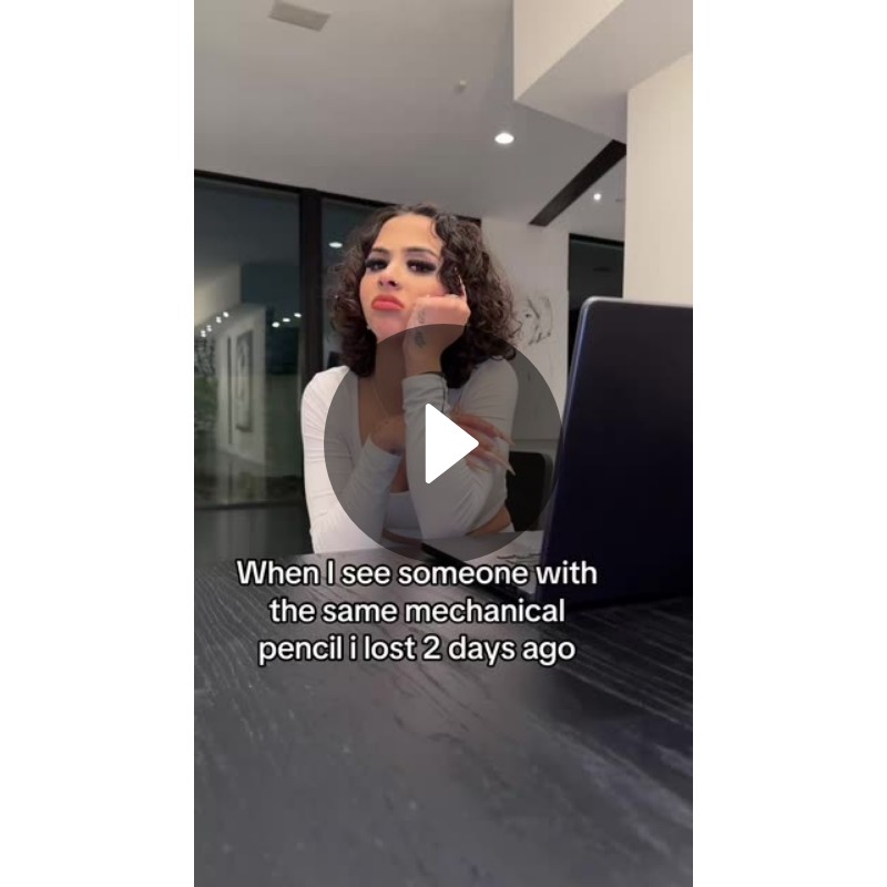 Tina🦋 Reacts to Someone Using Her Lost Mechanical Pencil | Video by ...