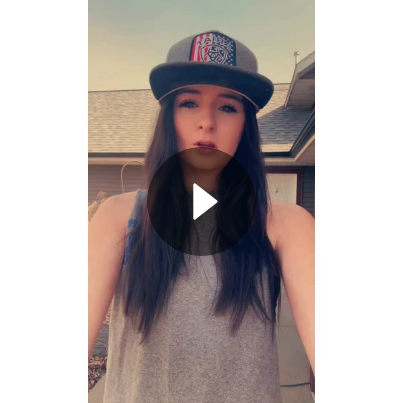 ellee_wheeldon | Spotlight on Snapchat