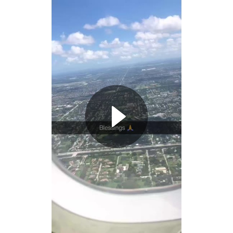 Airplane takeoff with beautiful sky view. | Troy Blazer (@tappleby20 ...