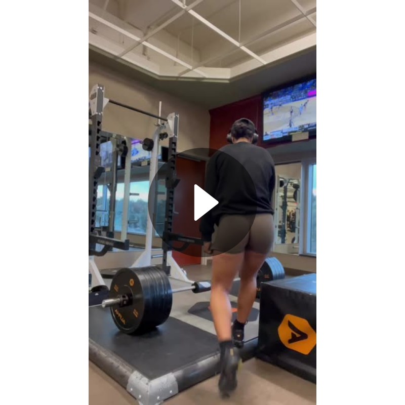 Weightlifting motivation at the gym. | Juliadbulks (@juliadbulks ...